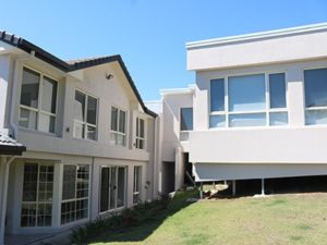 Luxury Homes, Townhouses & Granny Flats | Edko Builders